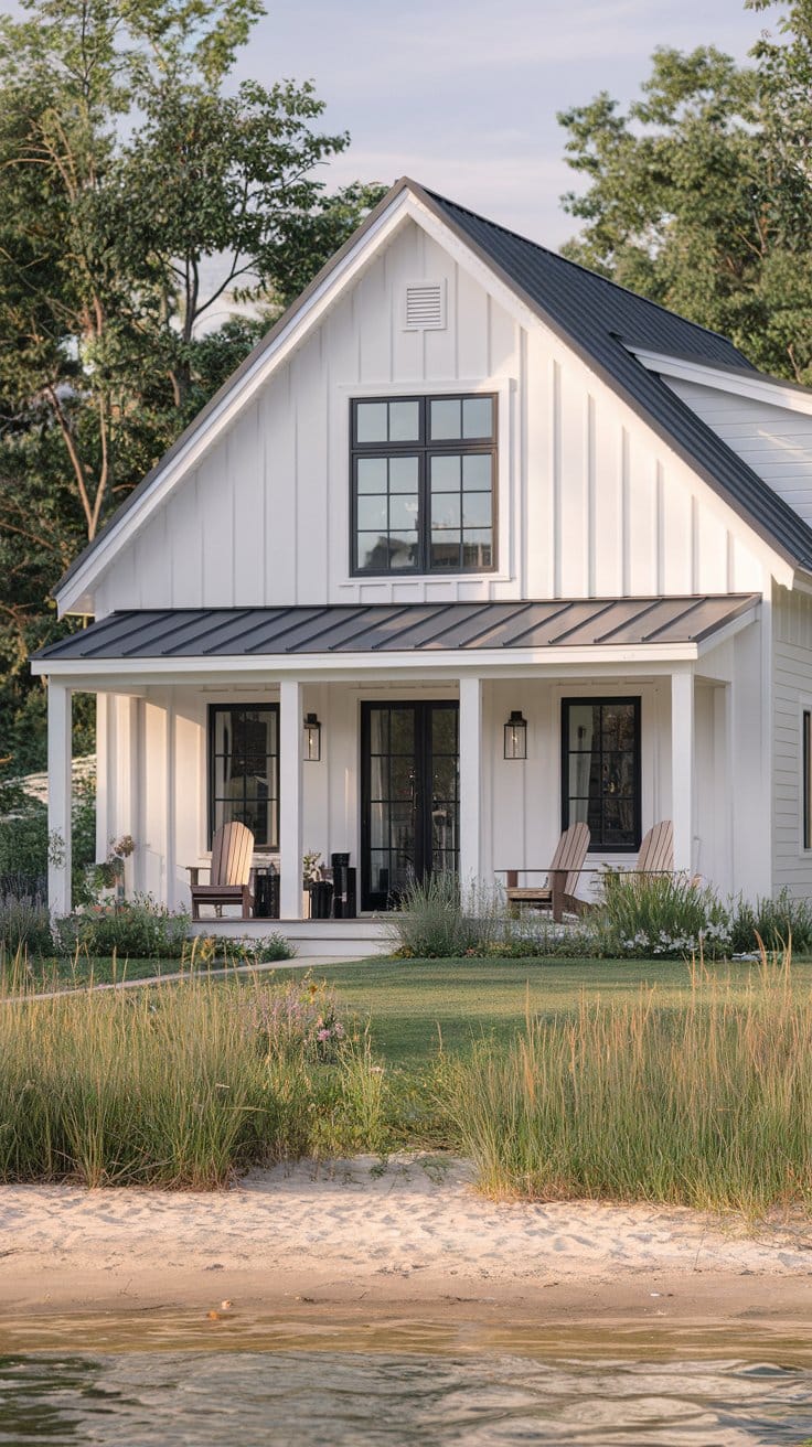 15 Inspiring Waterfront Home Exteriors – Lake & Coastal Styles