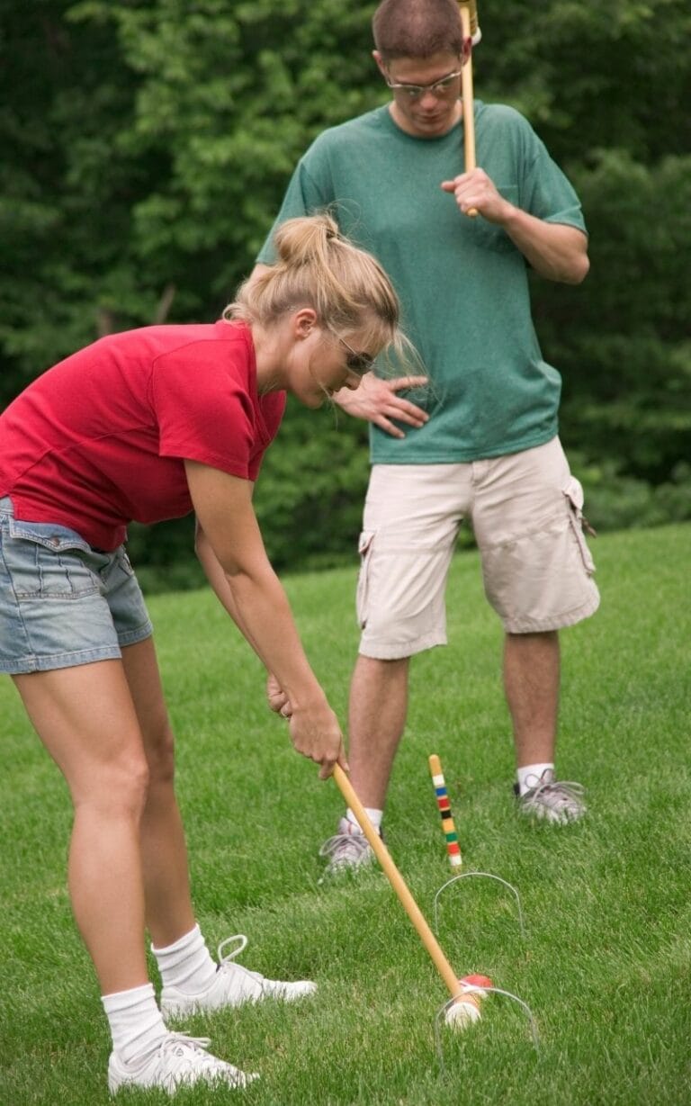 Lake & Beach House Fun: 29+ Summer Games & Activities